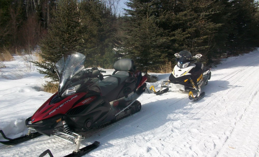 Max Sled Snowmobile Review - 2012 Yamaha RS Venture GT - MaxSled.com Snowmobile Magazine