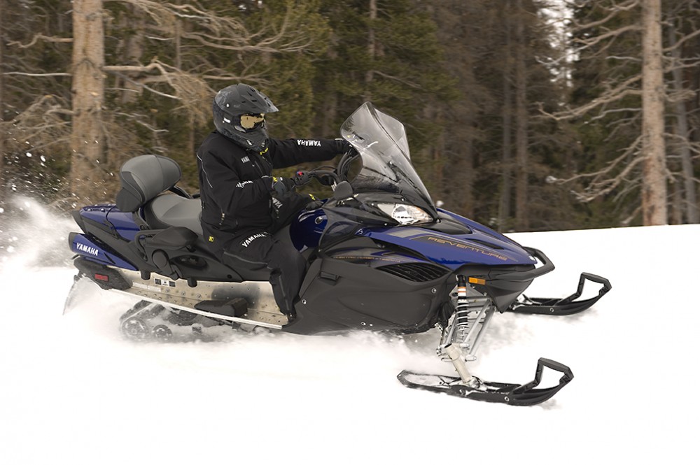MaxSled Review – 2012 (2013) Yamaha Venture GT - MaxSled.com Snowmobile Magazine